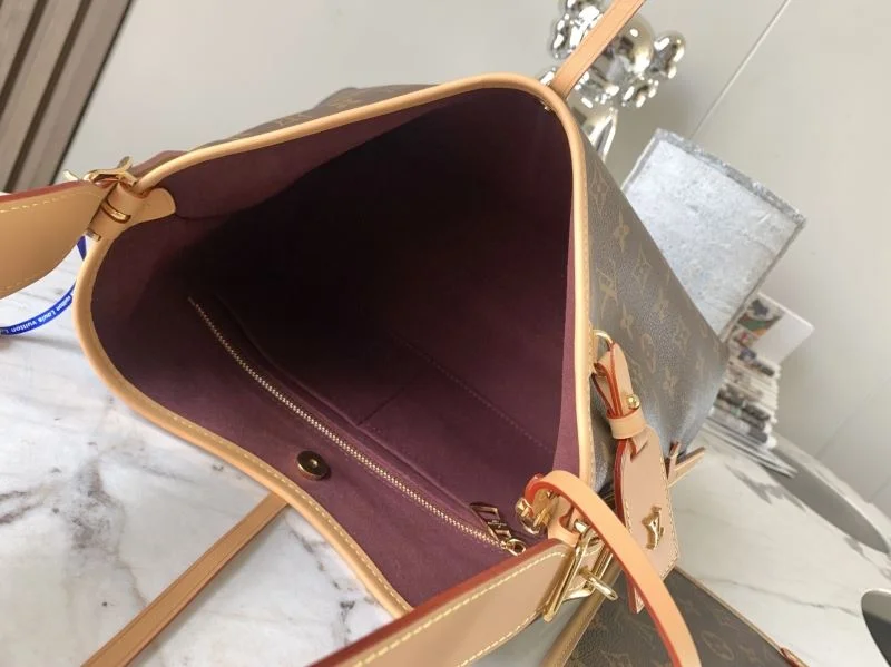 Top match Louis Vuitton Shopping Bags