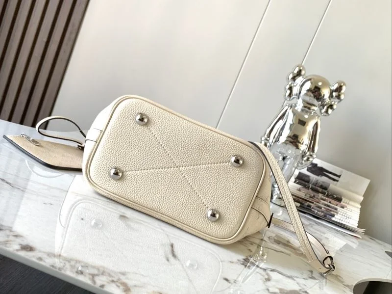 Affordable Louis Vuitton Shopping Bags