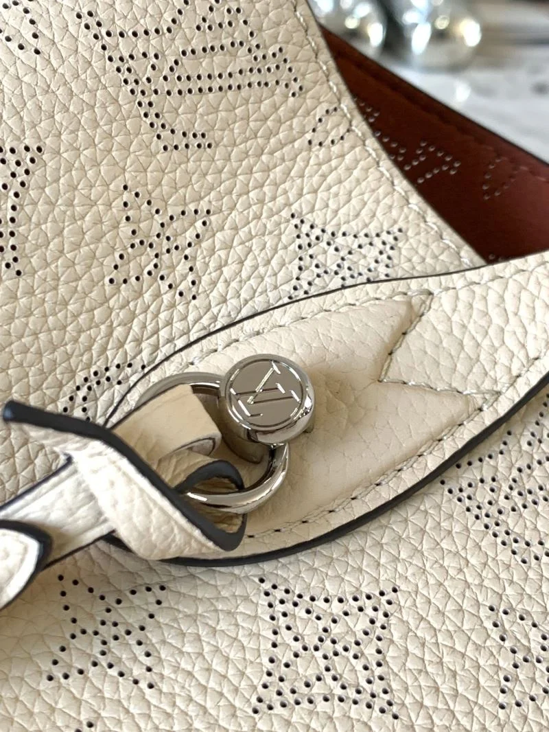 Affordable Louis Vuitton Shopping Bags