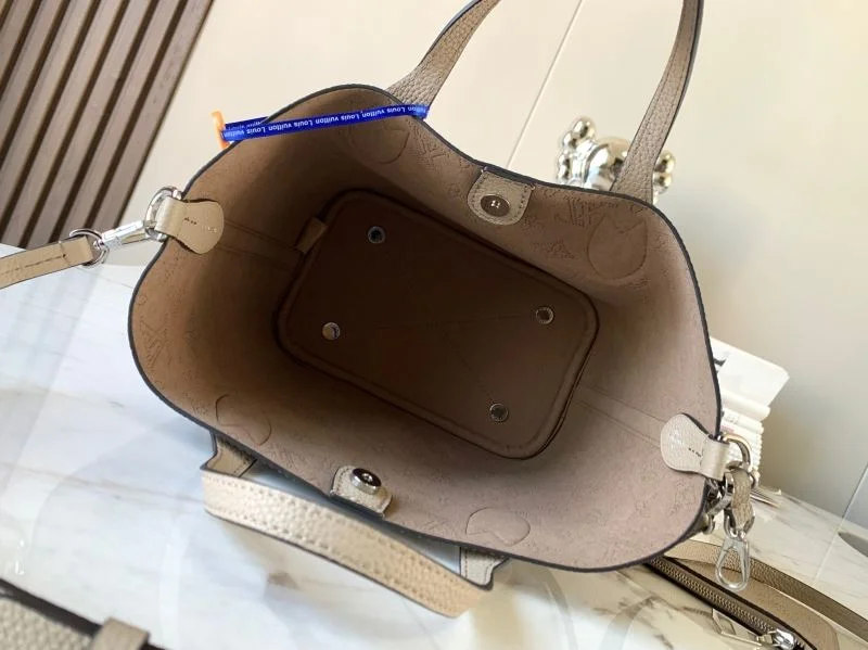 High fidelity Louis Vuitton Shopping Bags
