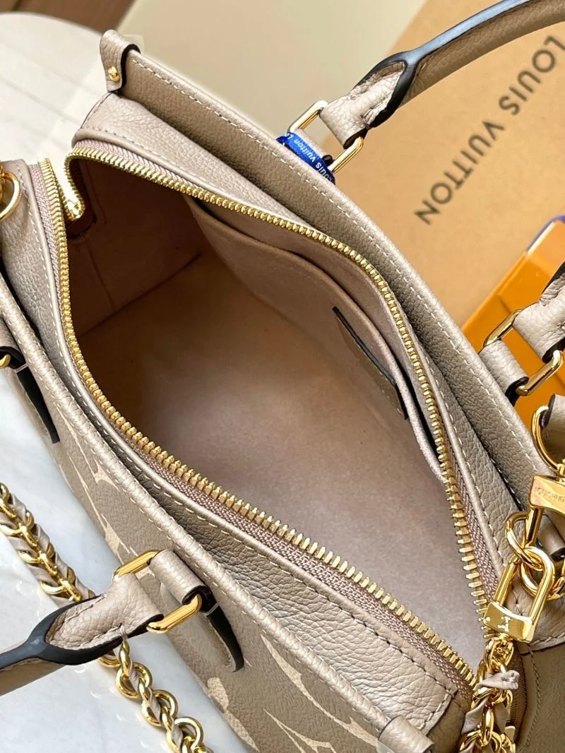 High accuracy Louis Vuitton Shopping Bags