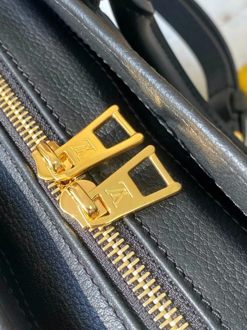 Affordable Louis Vuitton Shopping Bags