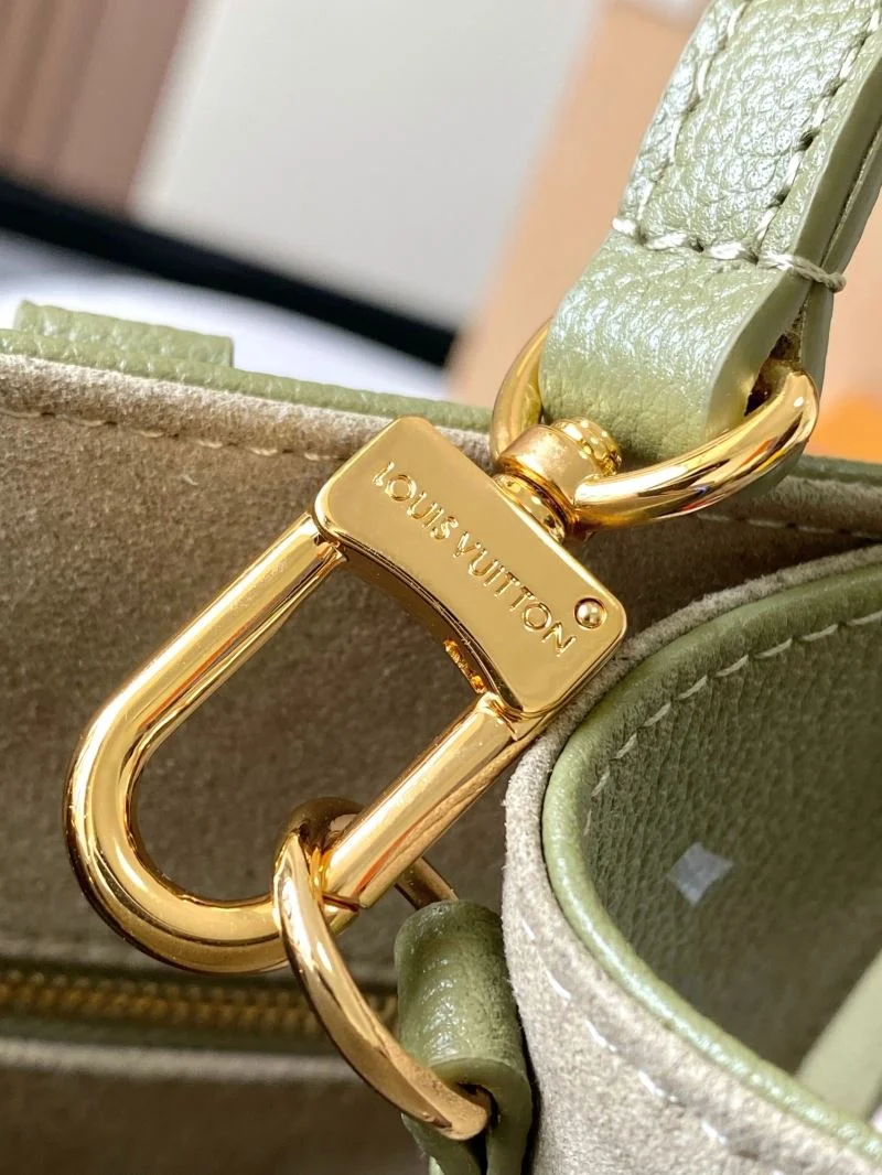High fidelity Louis Vuitton Shopping Bags