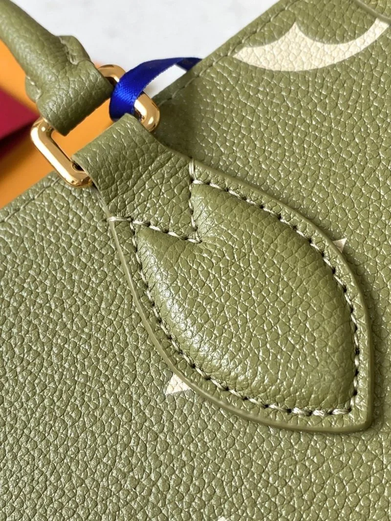High fidelity Louis Vuitton Shopping Bags