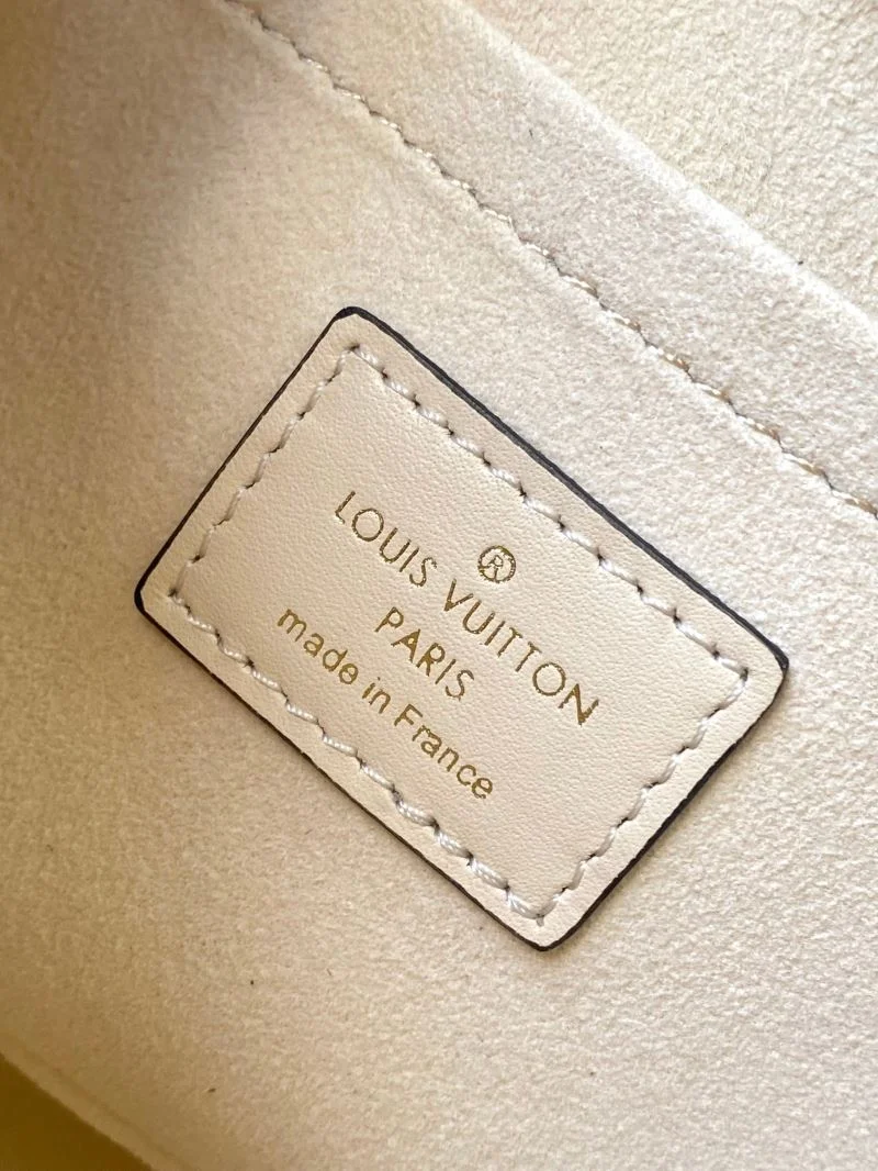 High fidelity Louis Vuitton Shopping Bags