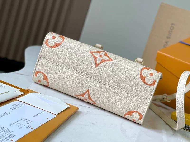 Low-cost Louis Vuitton Shopping Bags