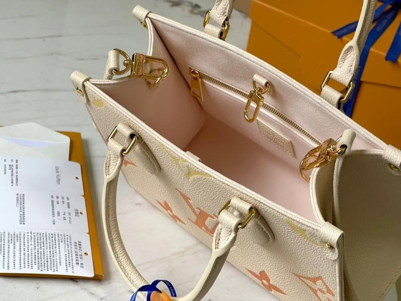 Low-cost Louis Vuitton Shopping Bags
