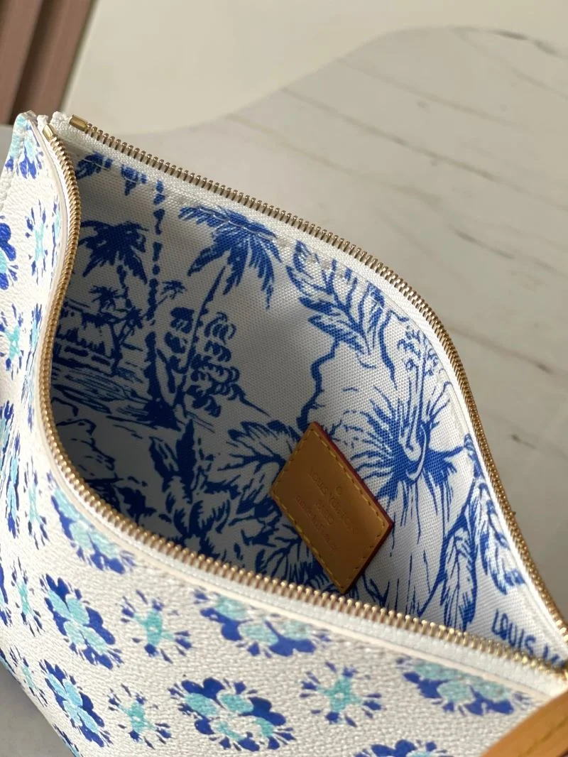Discounted Louis Vuitton Shopping Bags