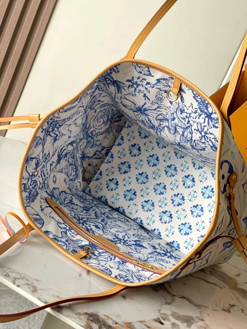 Discounted Louis Vuitton Shopping Bags