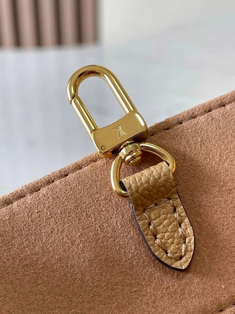 Inexpensive Louis Vuitton Shopping Bags