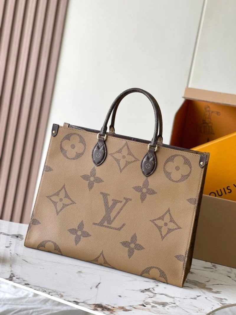 High accuracy Louis Vuitton Shopping Bags
