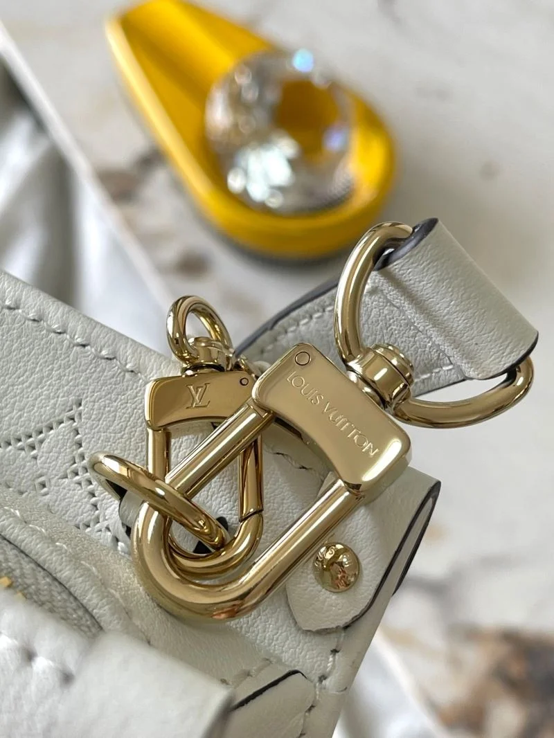High fidelity Louis Vuitton Shopping Bags