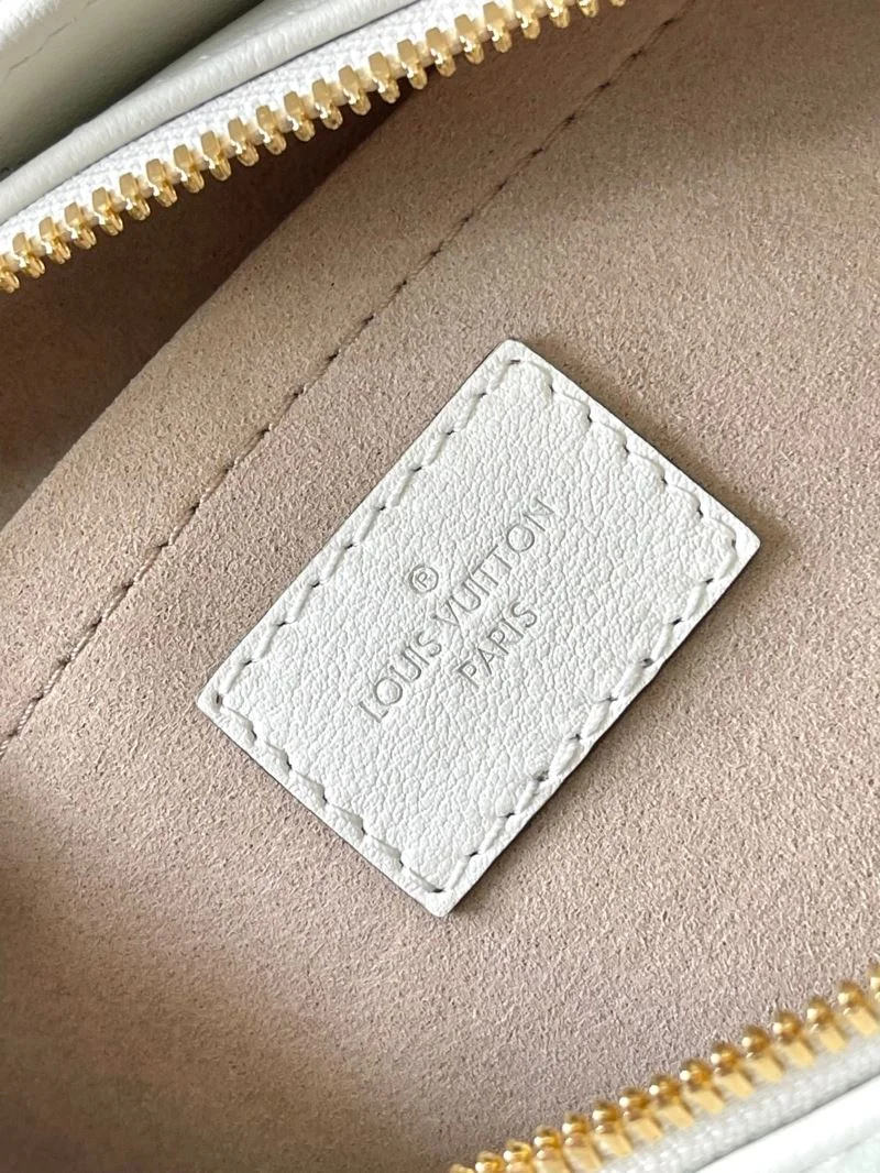 High fidelity Louis Vuitton Shopping Bags