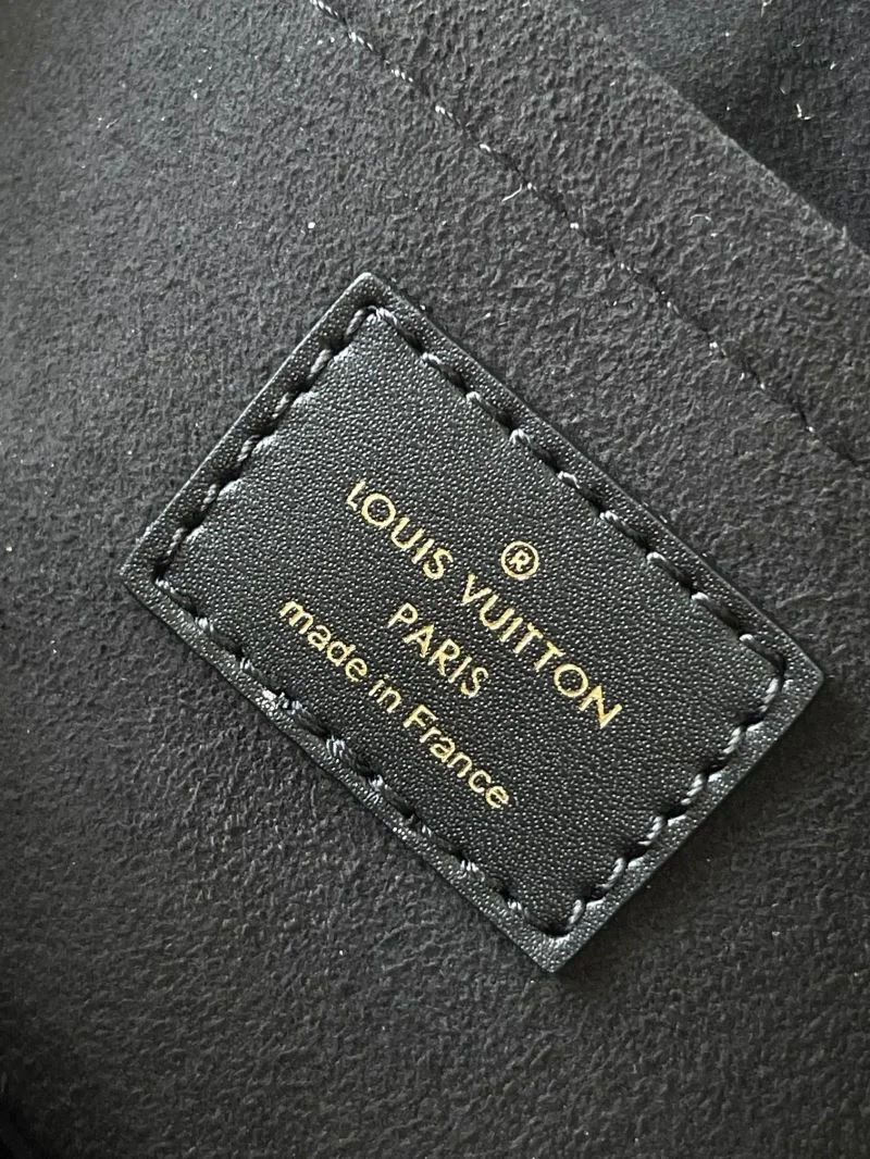 Perfect replica Louis Vuitton Shopping Bags