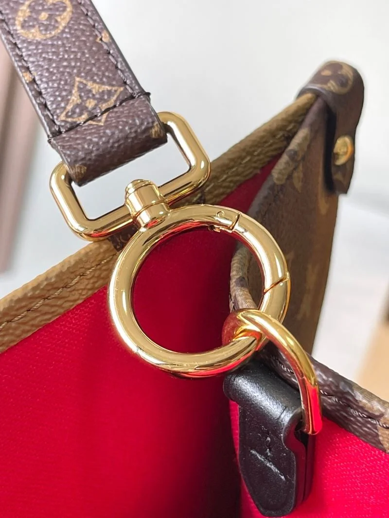 Bargain Louis Vuitton Shopping Bags