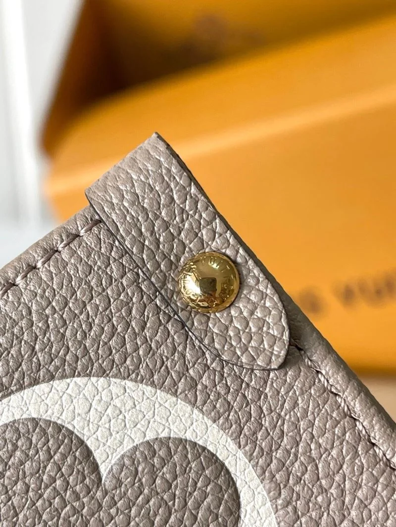 Economical Louis Vuitton Shopping Bags