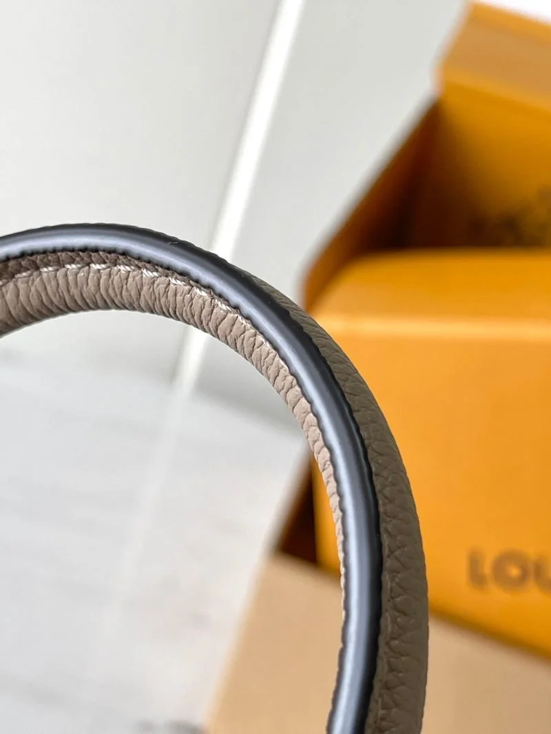 Economical Louis Vuitton Shopping Bags
