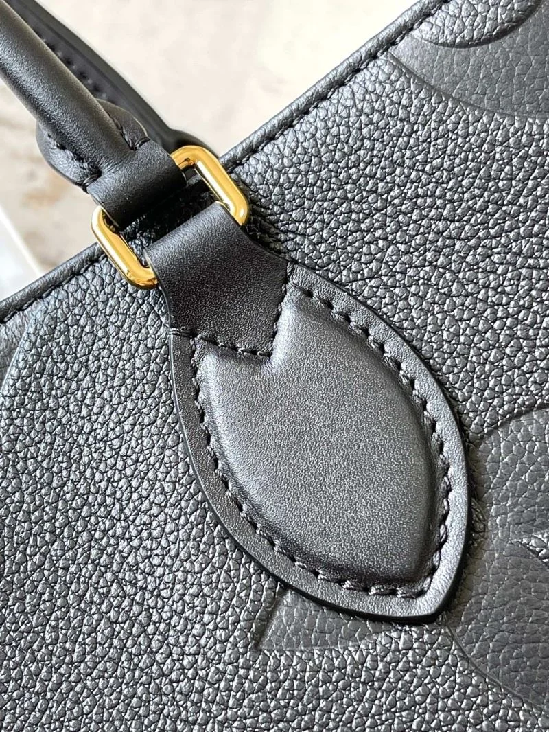 High fidelity Louis Vuitton Shopping Bags