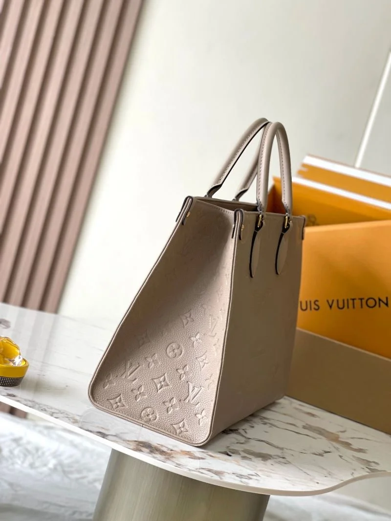 Accurate model Louis Vuitton Shopping Bags