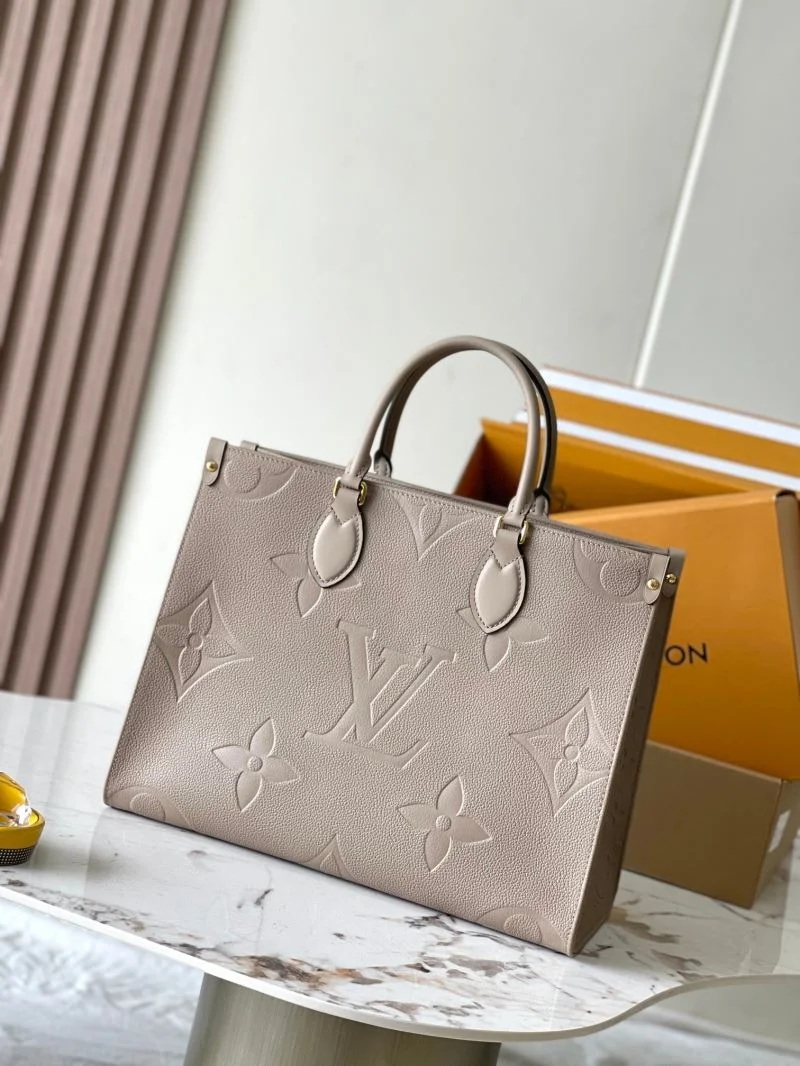 Accurate model Louis Vuitton Shopping Bags