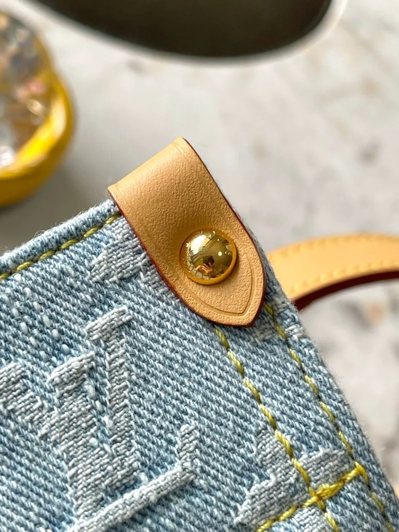 Perfect replica Louis Vuitton Shopping Bags