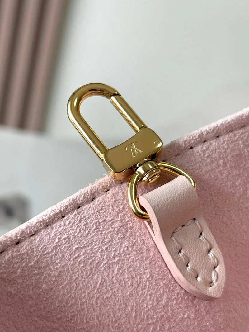 High fidelity Louis Vuitton Shopping Bags