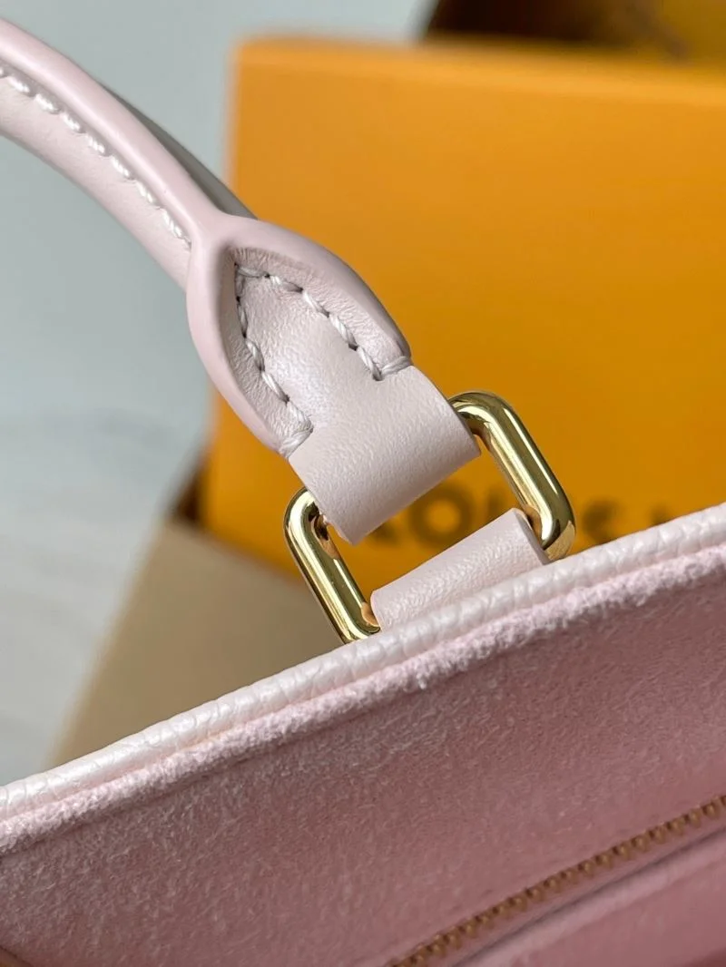 High fidelity Louis Vuitton Shopping Bags