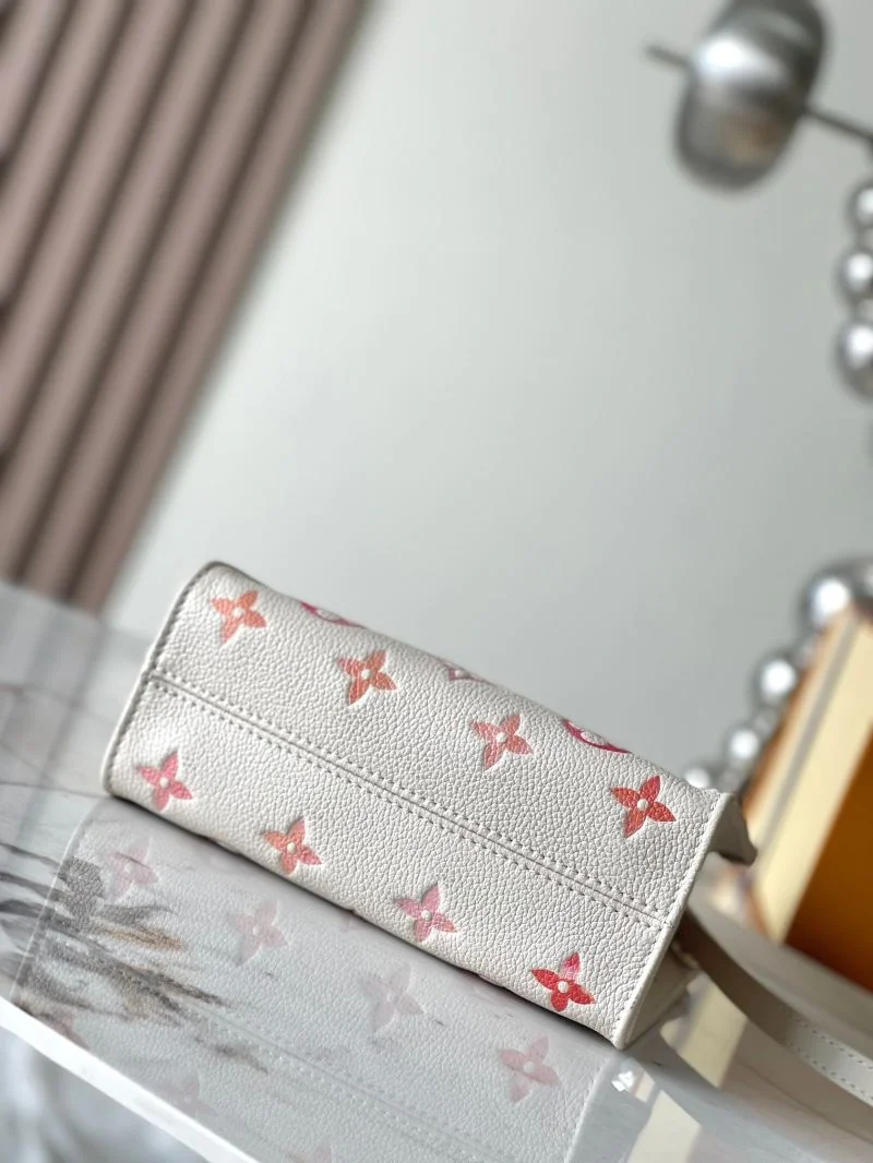 Value-priced Louis Vuitton Shopping Bags