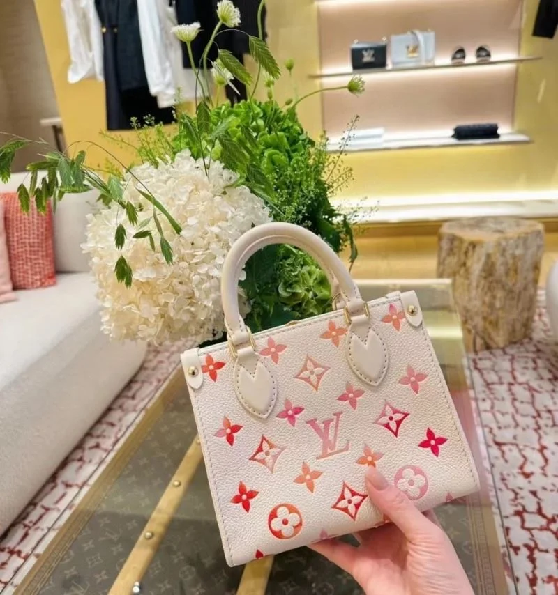 Value-priced Louis Vuitton Shopping Bags