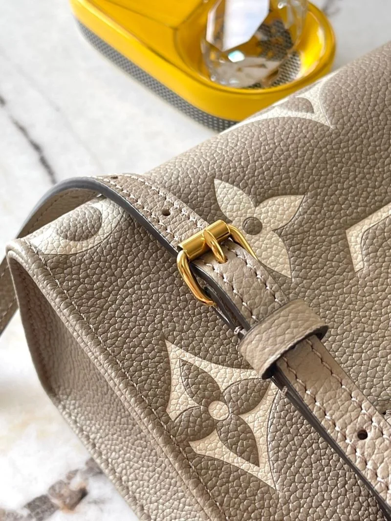 Cut-rate Louis Vuitton Shopping Bags