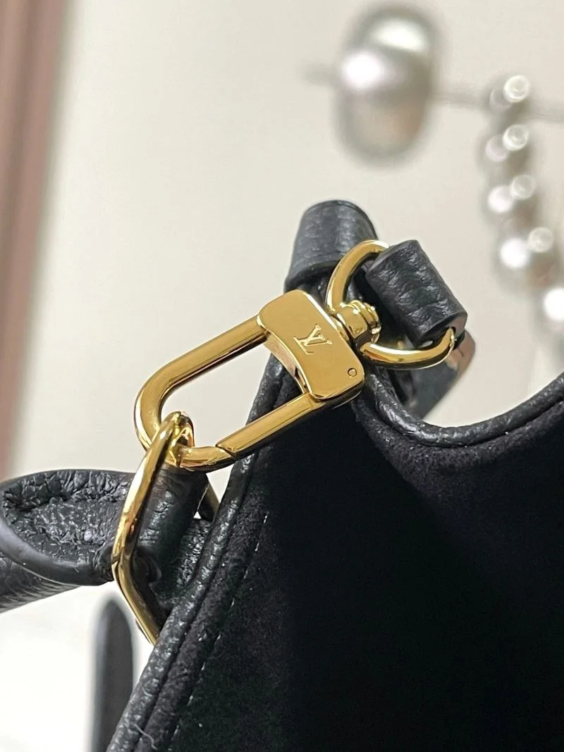 Discounted Louis Vuitton Shopping Bags