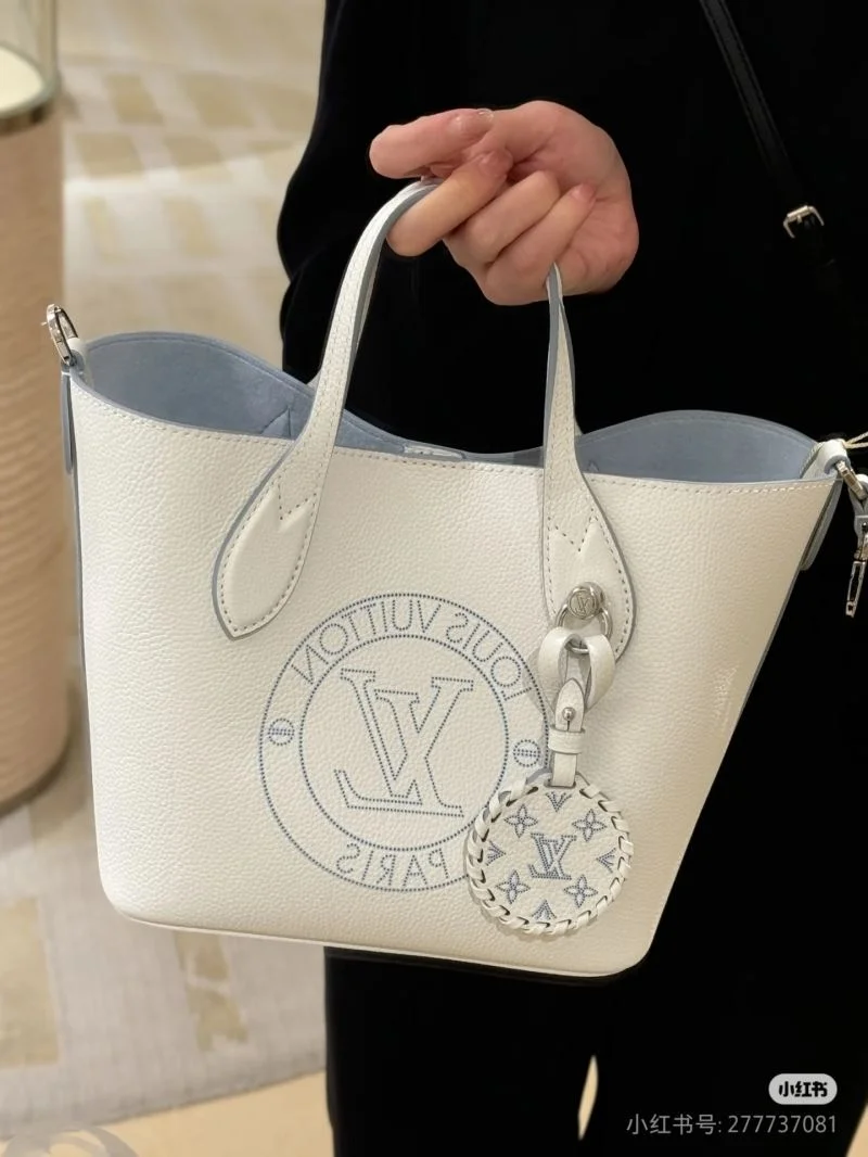 Economical Louis Vuitton Shopping Bags