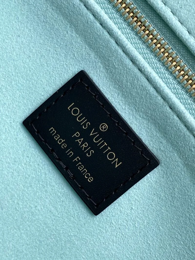 High fidelity Louis Vuitton Shopping Bags