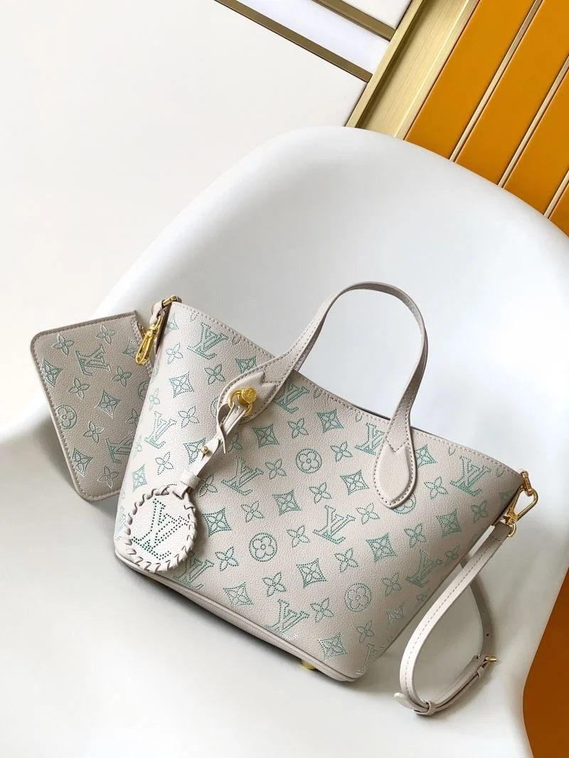 Louis Vuitton Shopping Bags