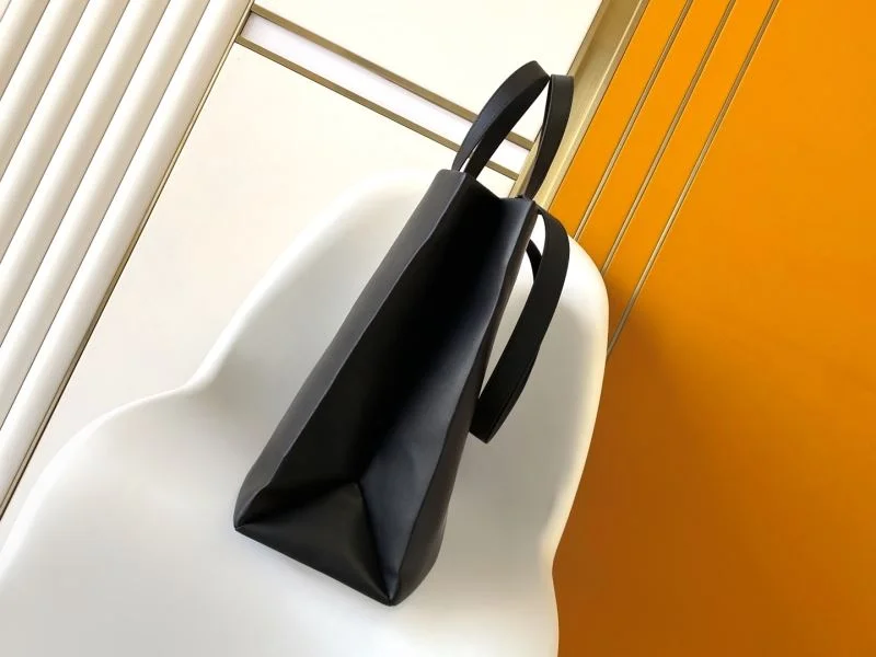 Discounted Louis Vuitton Shopping Bags