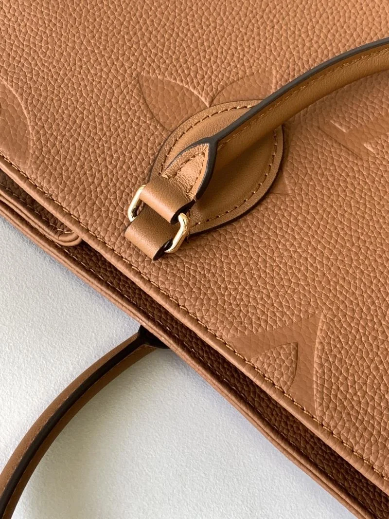 Low-cost Louis Vuitton Shopping Bags