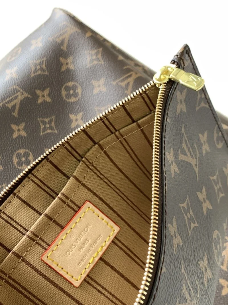 Reasonably priced Louis Vuitton Shopping Bags