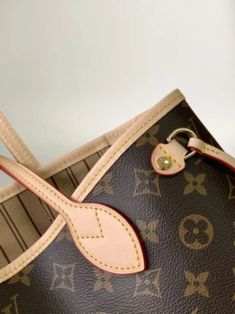 Factory-made Louis Vuitton Shopping Bags