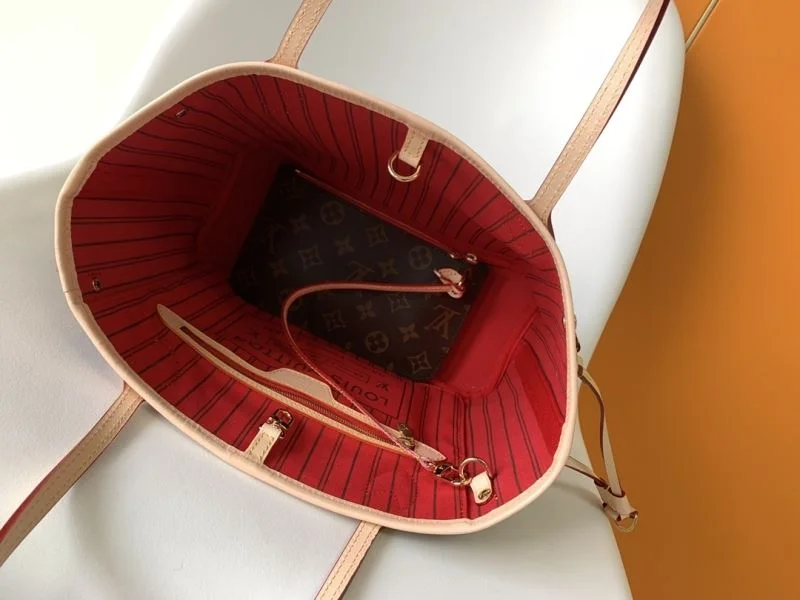 Top mirror Louis Vuitton Shopping Bags