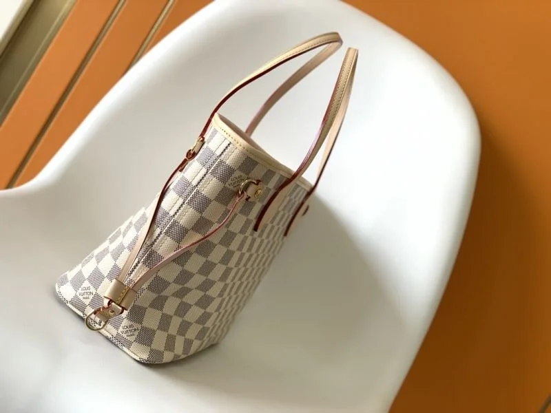 Top mirror Louis Vuitton Shopping Bags