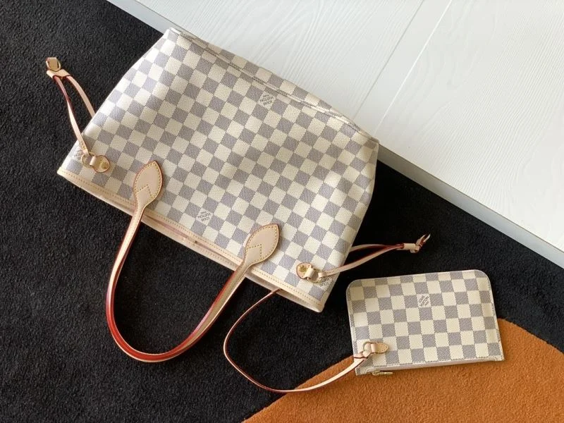 Top mirror Louis Vuitton Shopping Bags