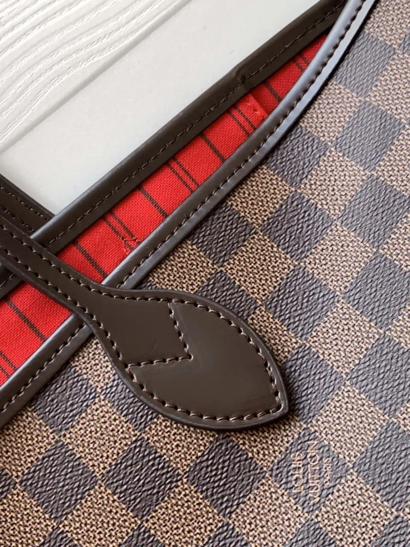 Value-priced Louis Vuitton Shopping Bags