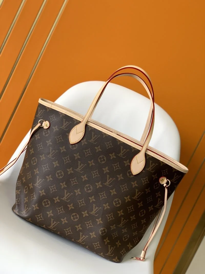 Low-cost Louis Vuitton Shopping Bags