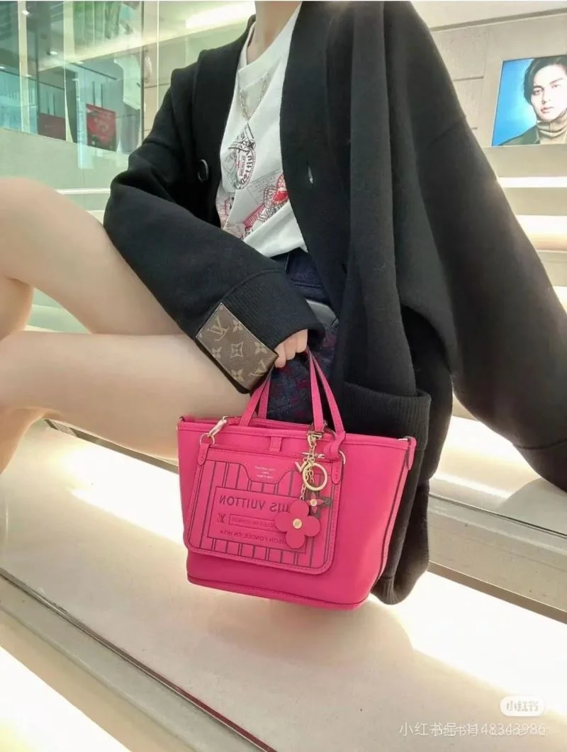 Real Louis Vuitton Shopping Bags
