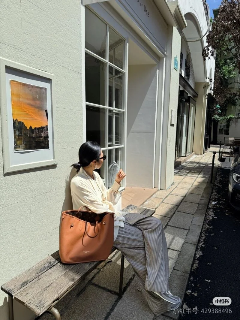 Affordable Louis Vuitton Shopping Bags