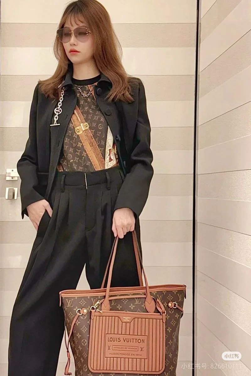 Affordable Louis Vuitton Shopping Bags
