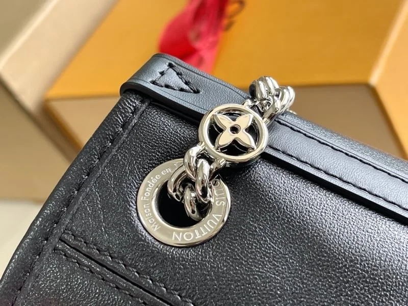Discounted Louis Vuitton Shopping Bags