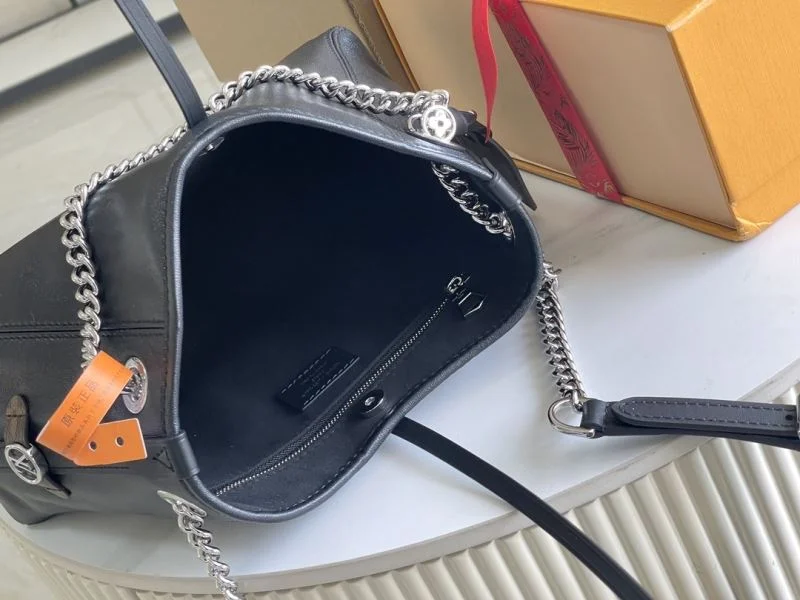 Discounted Louis Vuitton Shopping Bags