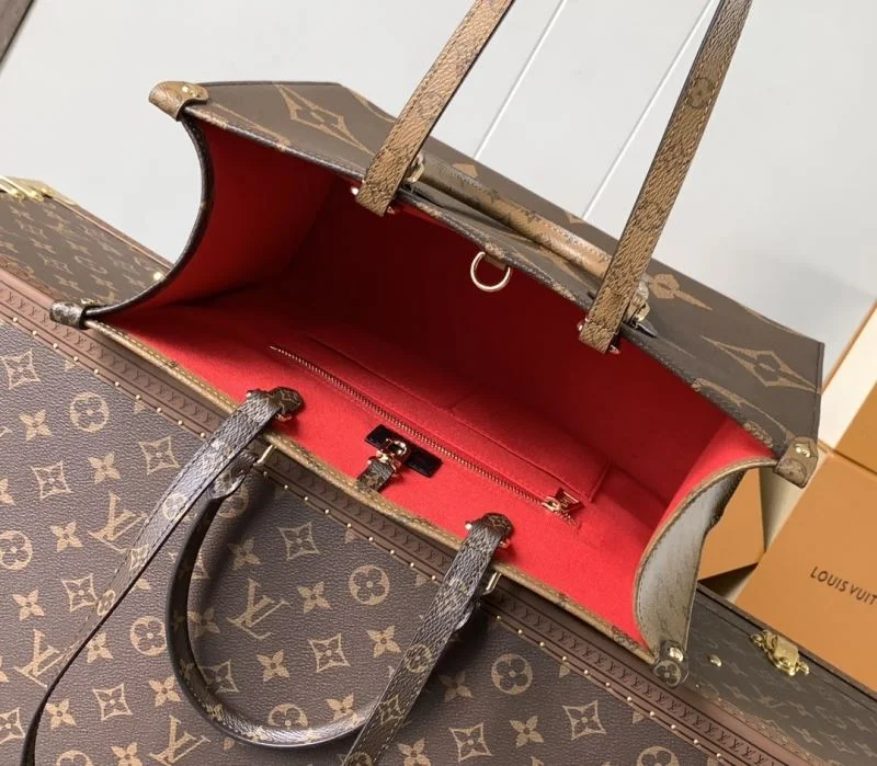 Accurate model Louis Vuitton Shopping Bags