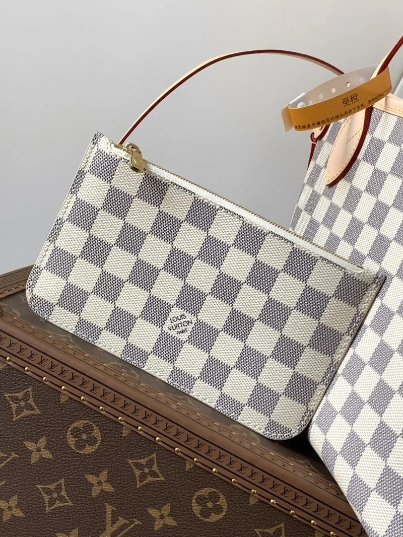 High accuracy Louis Vuitton Shopping Bags